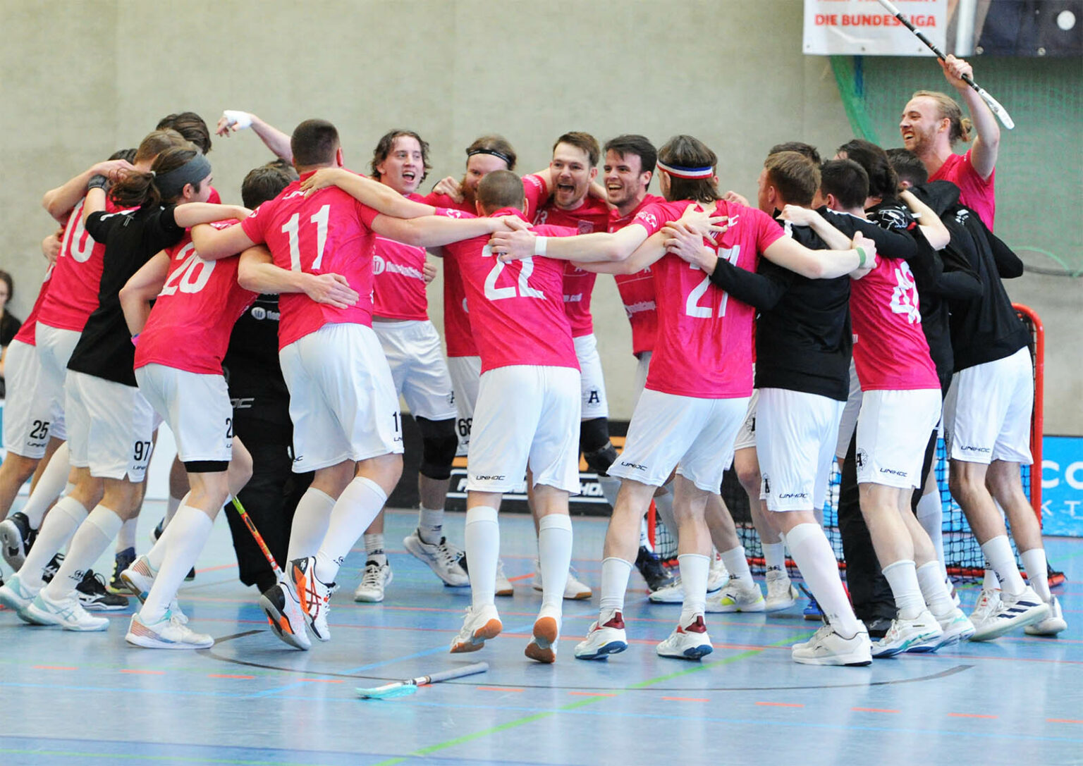 Berlin steht im Halbfinale! – Berlin Rockets Floorball Club